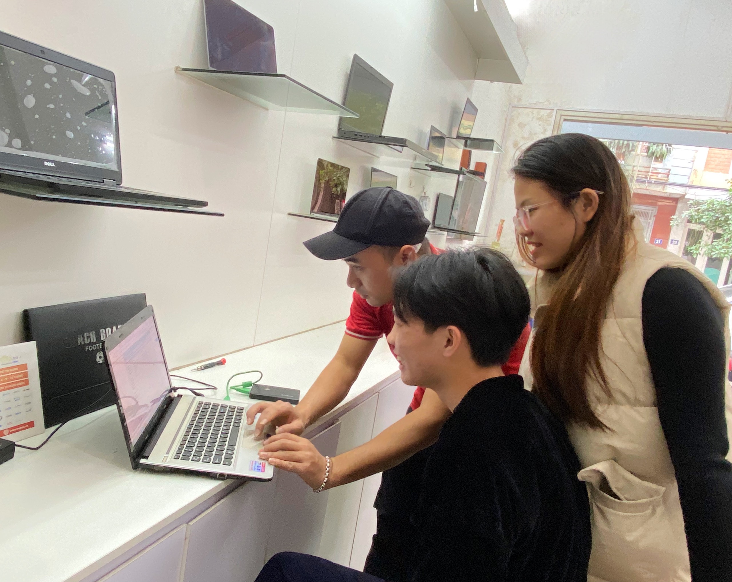 Được Học đợt 3: Hiếu Computer sẽ đồng hành hết thời kì sinh viên - Mua ...