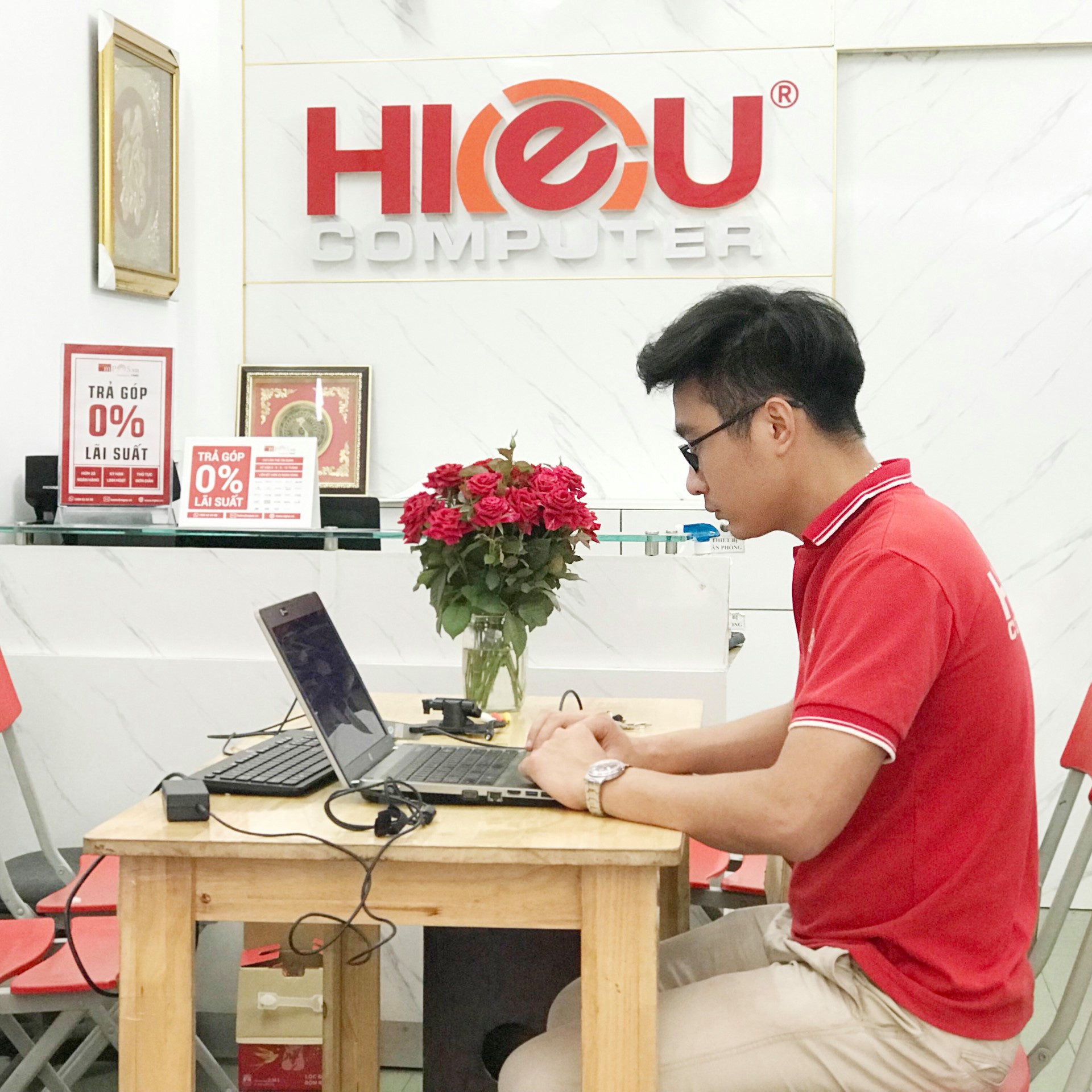 Giới thiệu Hiếu Computer - Mua bán sửa chữa laptop uy tín tại Hà Nội